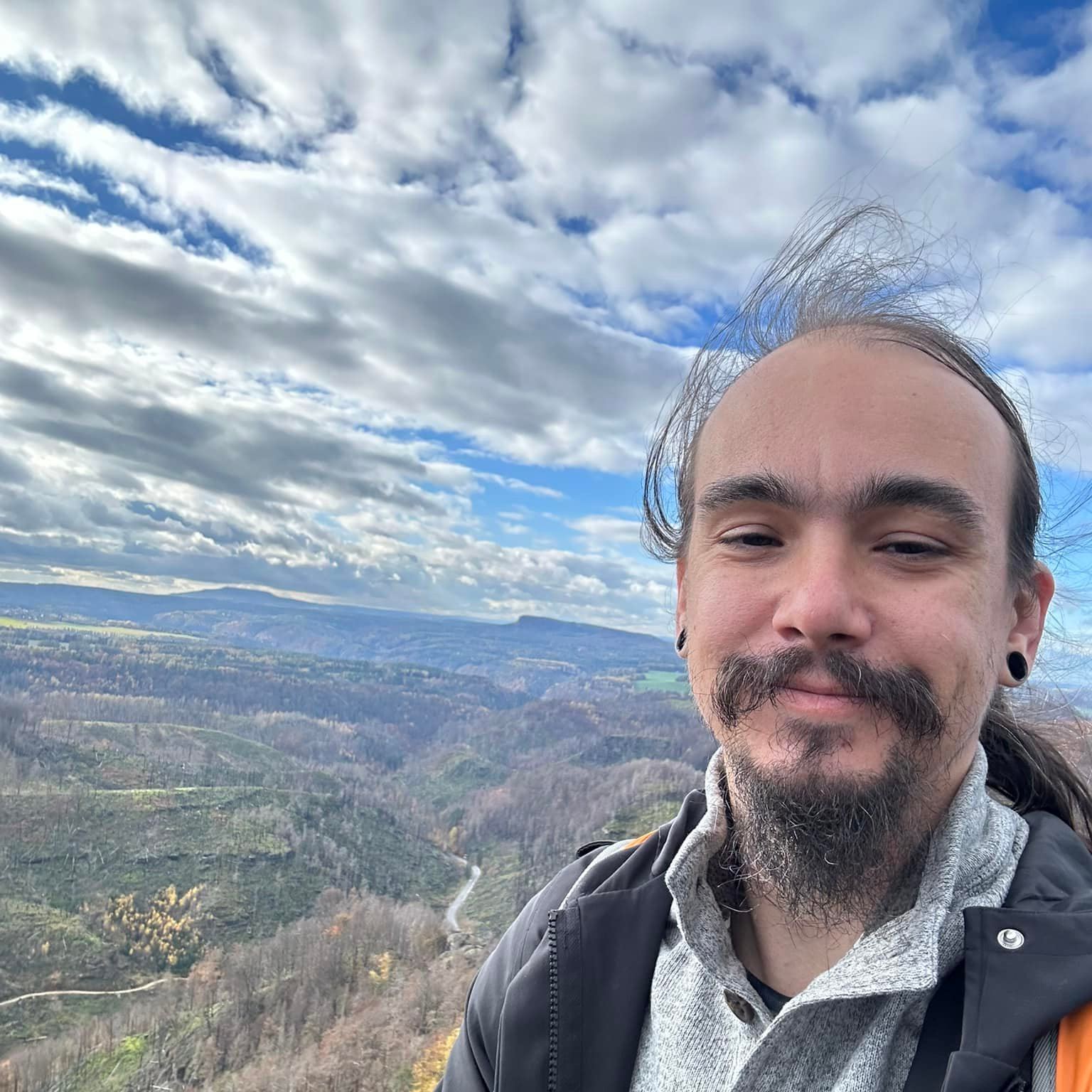 Professional Game Master - Trizzle | StartPlaying