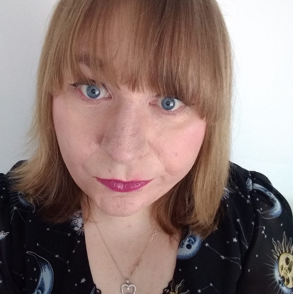 Professional Game Master - Thea Rose | StartPlaying