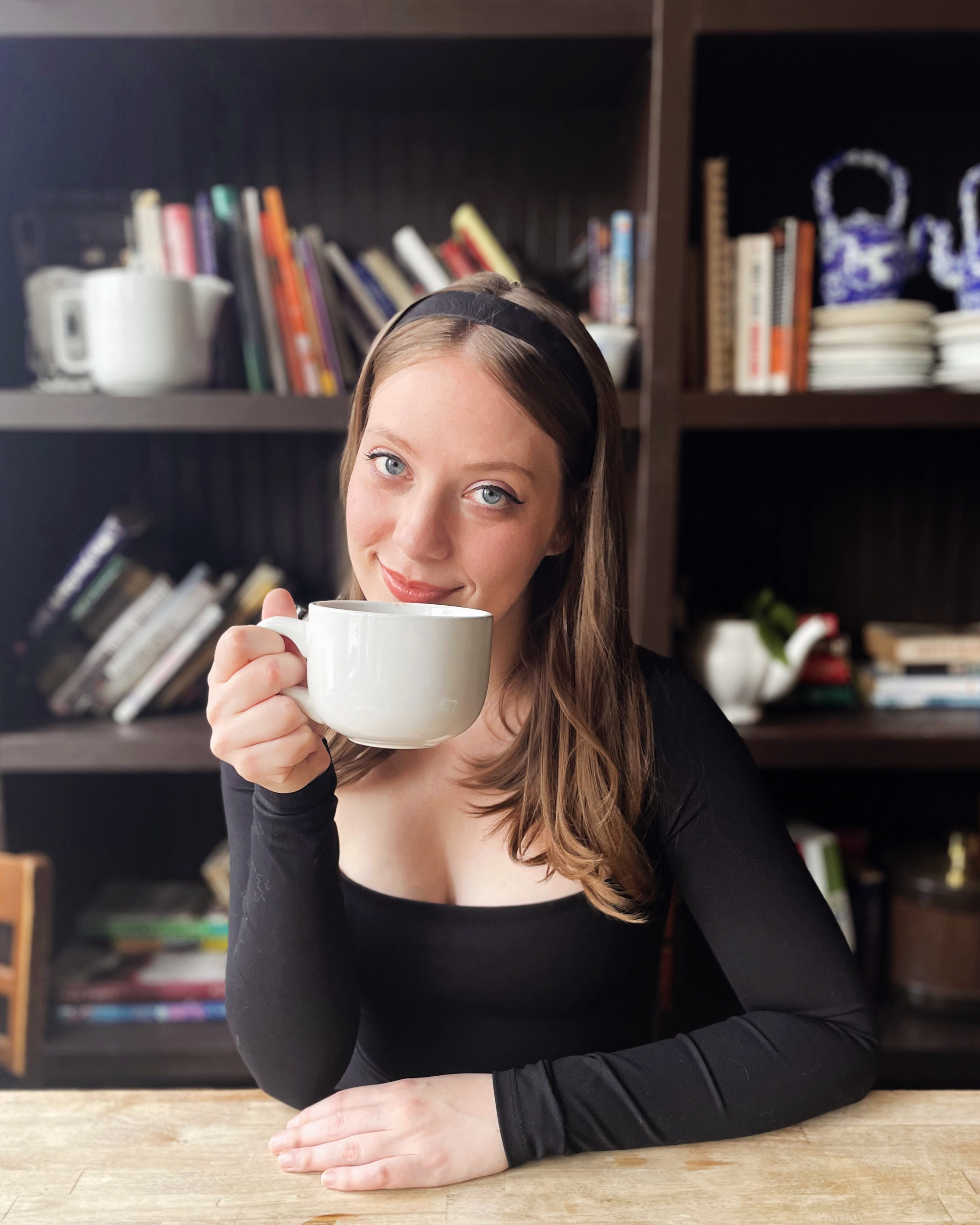 Professional Game Master - Ashley May | StartPlaying